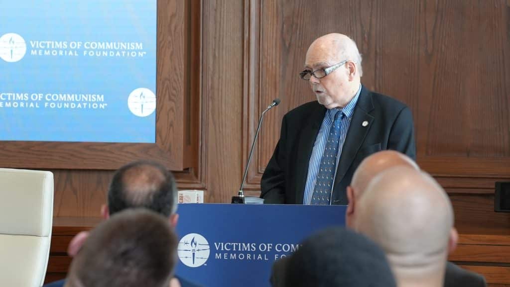 Churchill and Reagan: Statesmen of the Cold War | Victims of Communism ...